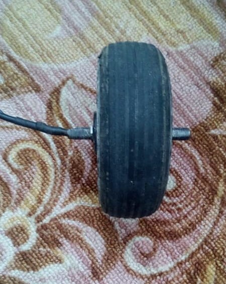 Продам мотор-колесо для самоката. 6 дюймов, 250 ватт. Б\У, 100% рабочее.